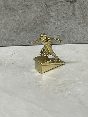2018 Monopoly Marvel Avengers - Replacement Gold Token ANT-MAN | eBay