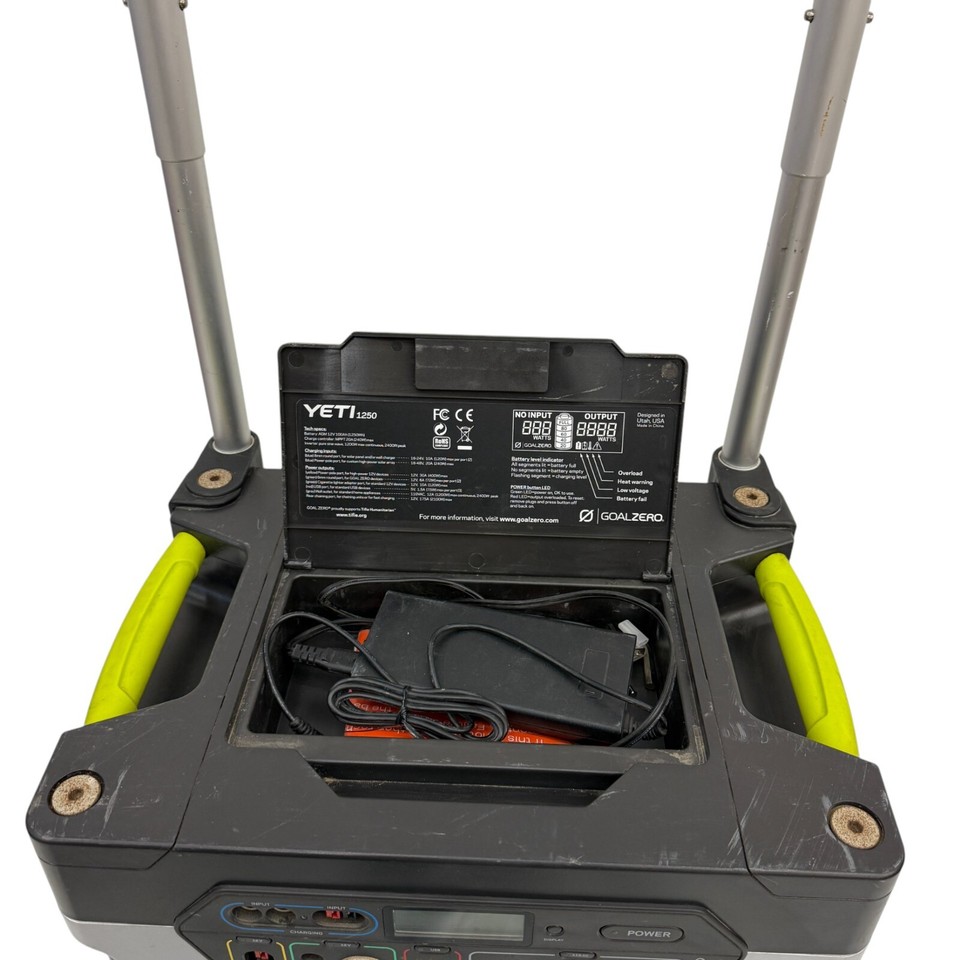 Goal Zero Yeti 1250 Portable Power Station Generator w/ Charger ...