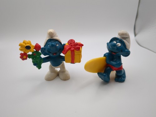 2-Vintage 1978 Smurfs Smurf Board Surfing & Present Flowers Toy PVC ...