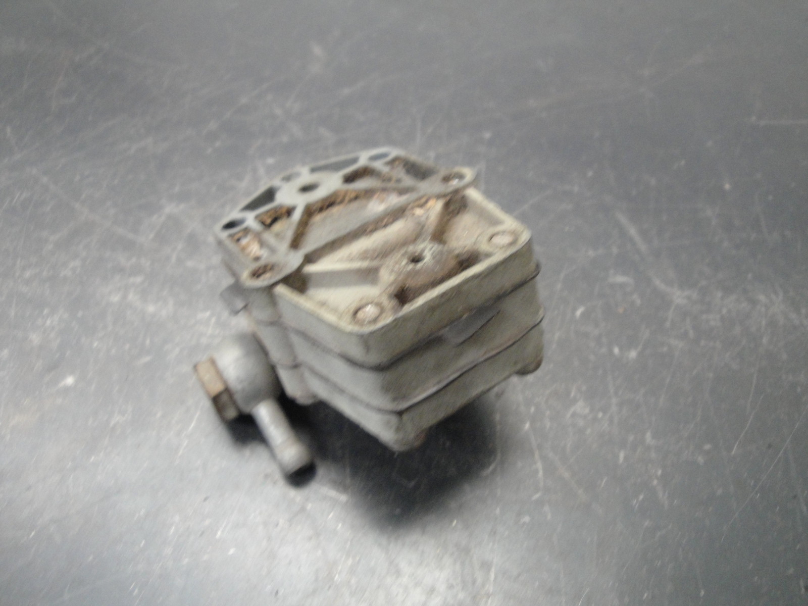 1978 78 SUZUKI DS80 DS 80 MOTORCYCLE ENGINE MOTOR PETCOCK FUEL PUMP ...