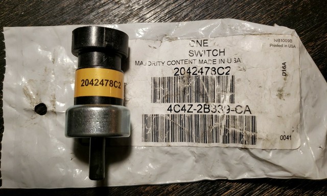 Genuine International Switch Part# 2042478C2 for sale online | eBay