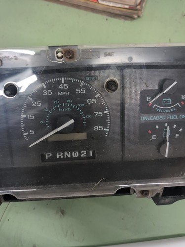 92-96 Ford Econoline E-150 E-250 Instrument Gauge Cluster Speedometer ...
