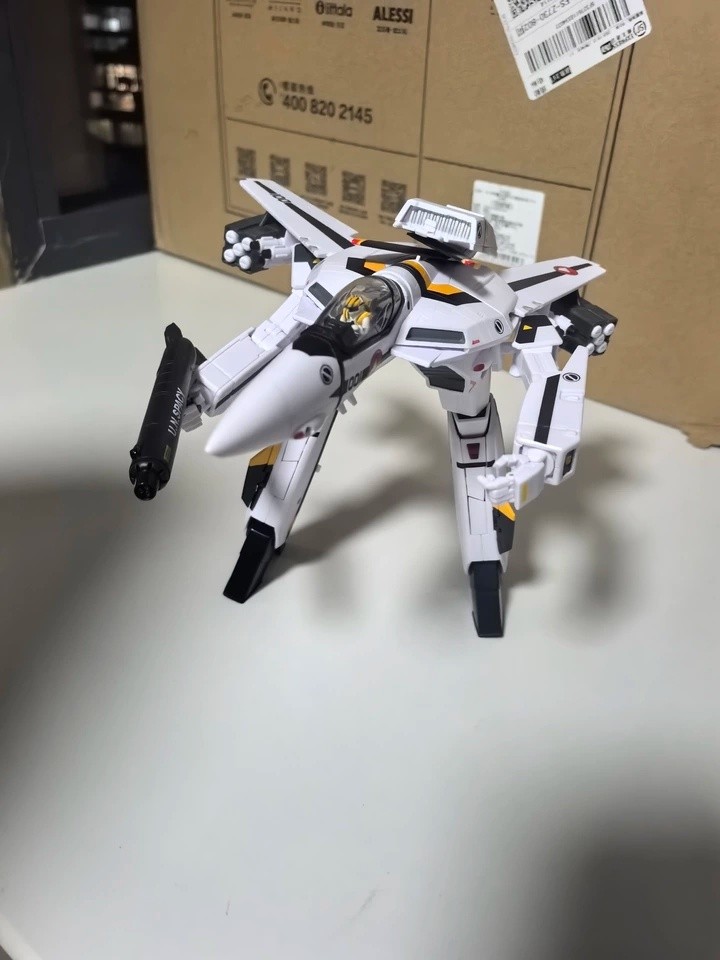 1/60 Valkyrie factory Macross ARCADIA VF-1S Roy Focker Painted Model ...