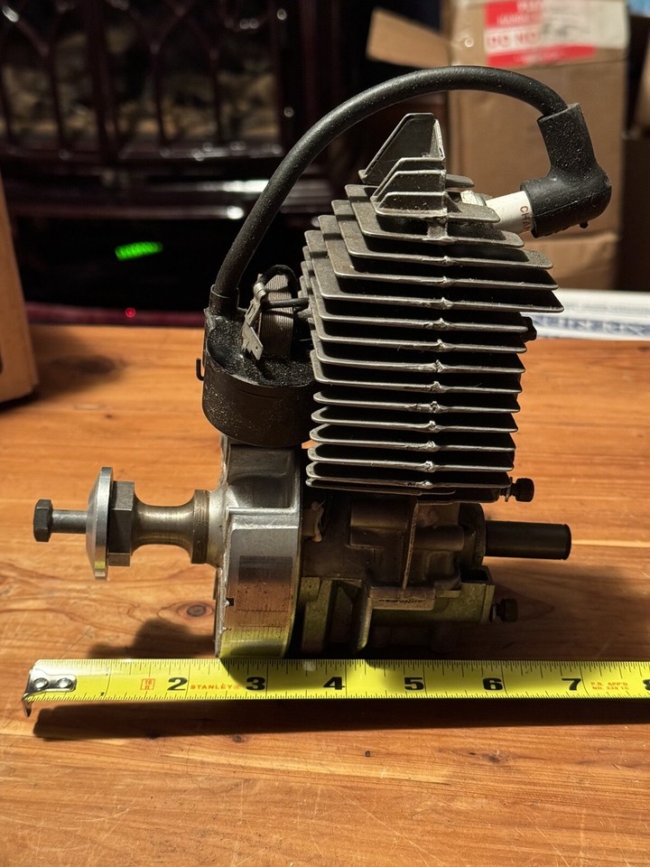 Quadra Model RC Airplane Engine w/ Orig Box & Manual! **PLS READ ...
