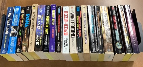 Future Earth PB Lot of 19 Damren Broderick, David Kagan, Elizabeth Bear ...