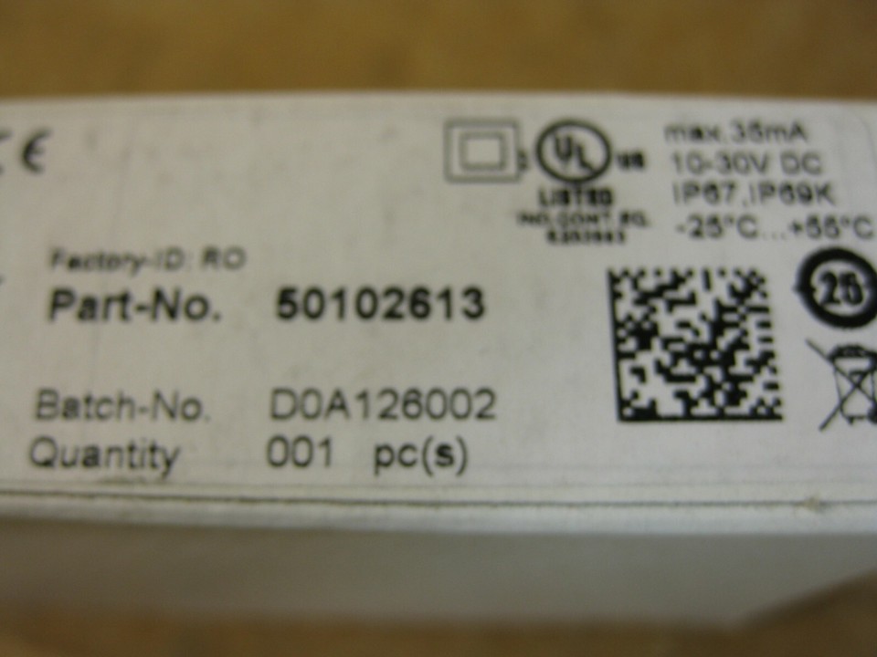 Leuze IPRK 95/44 L.21 Polarized Retro-Reflective Photoelectric Sensor ...