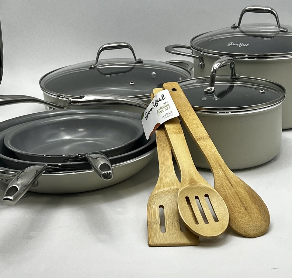 Goodful Ceramic Nonstick Pots and Pans Set Titanium Nonstick 12-Piece ...