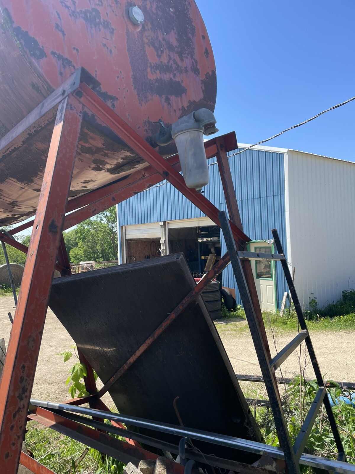 KAY 300 gallon ~ STEEL ABOVE GROUND DIESEL FUEL/GASOLINE STORAGE TANK ...