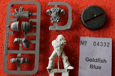 Games Workshop Warhammer 40K Space Marines Marine in Maximus Armour MK ...
