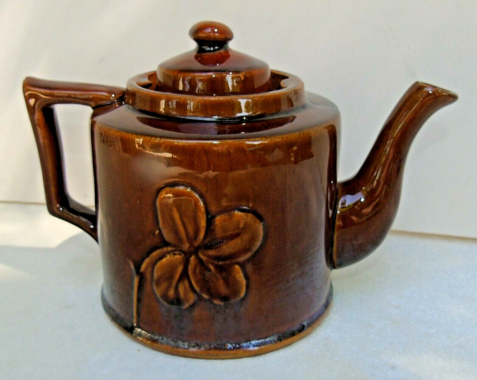 Vintage Pottery Teapot Tea Pot Dark Brown Bennington?? Raised 4 Leaf ...