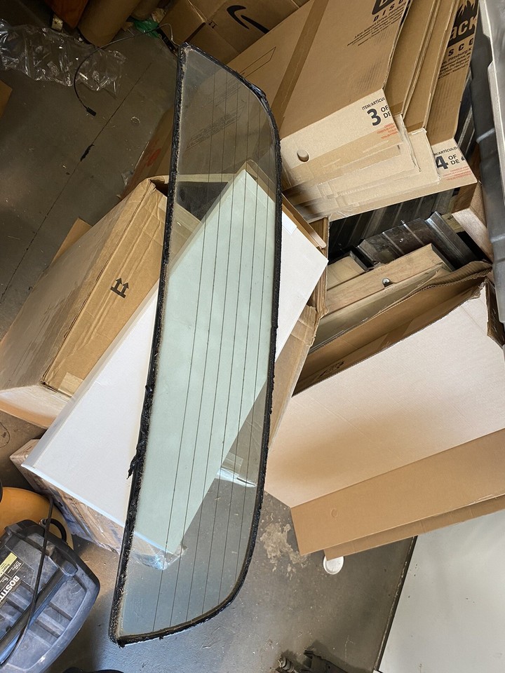 1976-1977 C3 Corvette Rear Window Glass W/ Defrost SOFT RAY LOF NICE ...