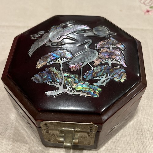 Vintage Music Jewelry Box Inlaid with Mother of Pearl Abalone Sand ...