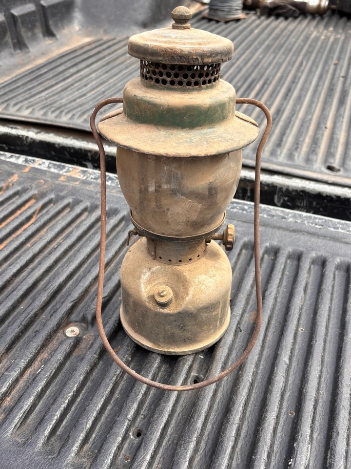 Coleman Lantern Vintage Model 242B Untested Patina Camping Made In USA ...