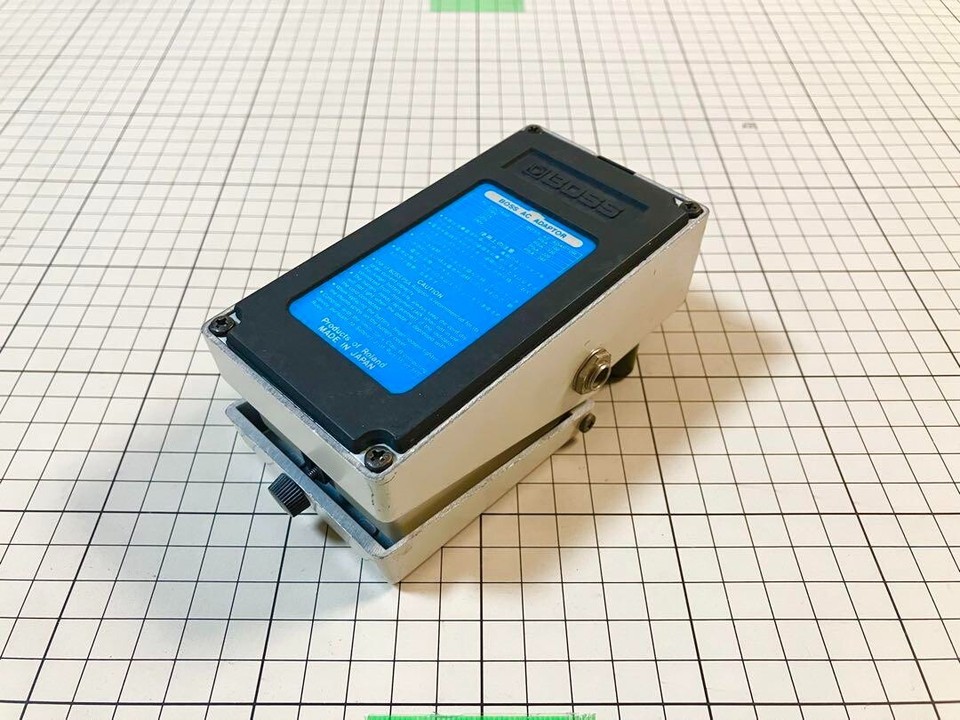 BOSS DD-2 Digital Delay Guitar Effect Pedal Amplifiers White Musical ...