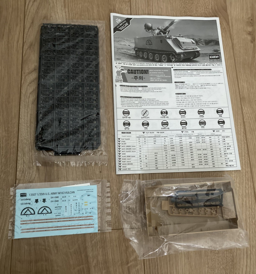 L288 Academy Model Kit 13507 - M163 Vulcan Air Defense System SPAAG - 1 ...