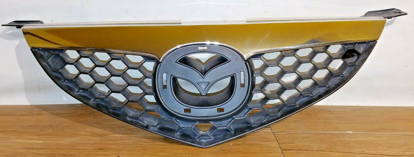 GENUINE 07 08 09 2007 2008 2009 Mazda 3 Mazda3 Grill Grille BR5H50712 ...