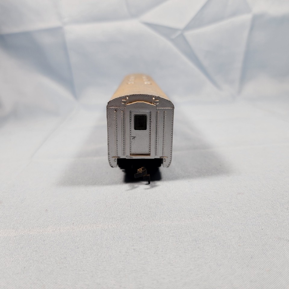 Athearn HO Scale Amtrak Passenger Car #9987 US Mail Car Model Train | eBay