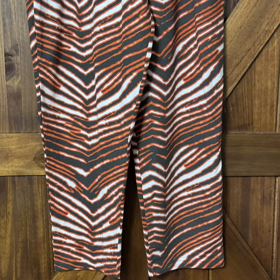 Zubaz NFL Men's Cleveland Browns Zebra Left Hip Logo Lounge Pant Small ...