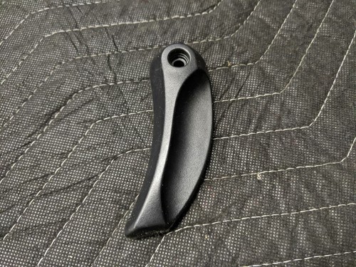 BMW F01/F02/F03/F04/F07/F10/F11 Hood Release Handle Lever 51239113984 ...