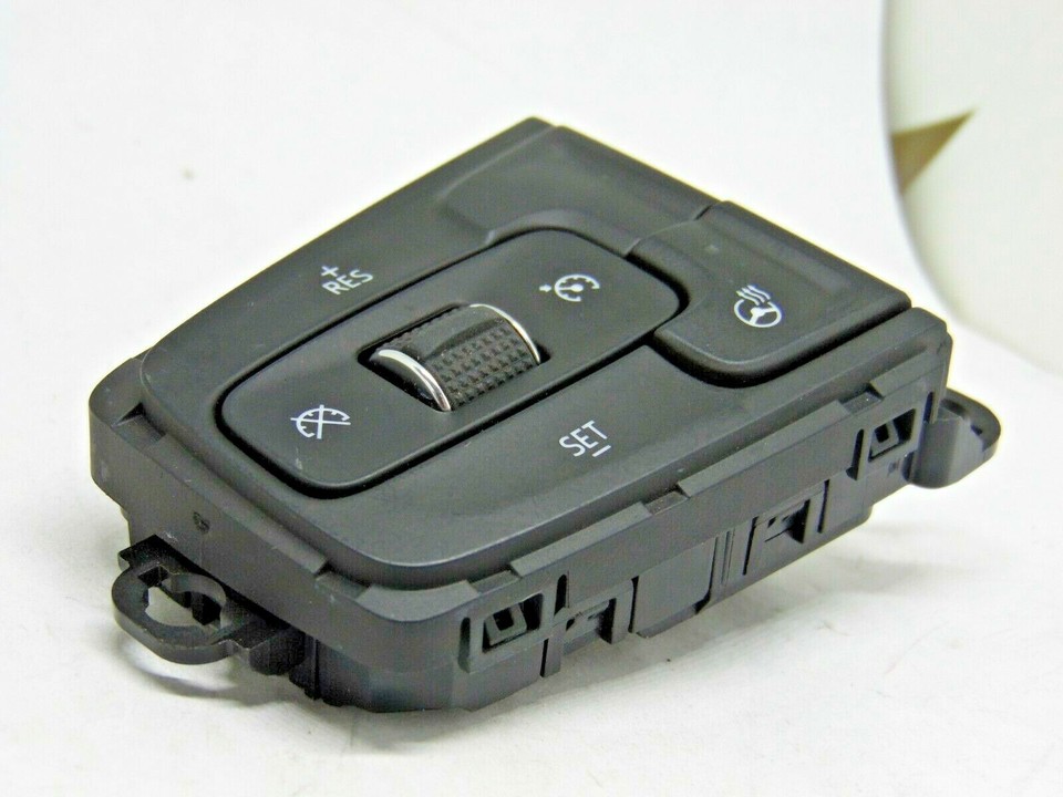 13553607 GM STEERING WHEEL CRUISE CONTROL SWITCH fits 19-25 SILVERADO ...