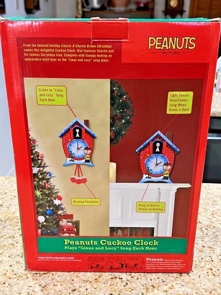 Peanuts Christmas CUCKOO CLOCK, Musical, CHARLIE BROWN, SNOOPY PLAYS ...