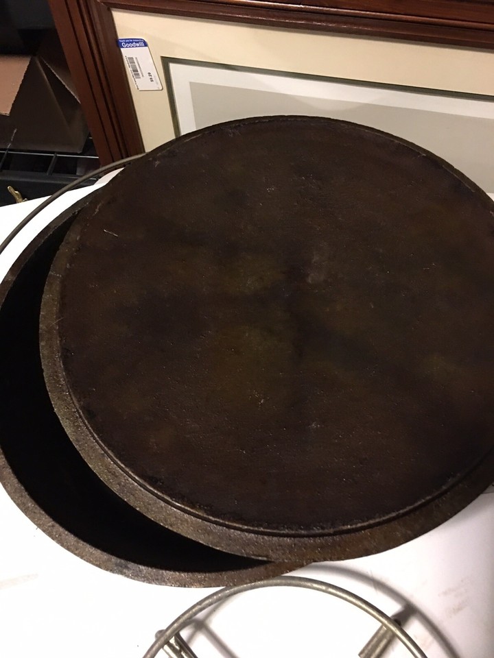 WENZEL 1887 Cast Iron Dutch Oven Roaster Camping w/ Lid Bail Handle 12 ...