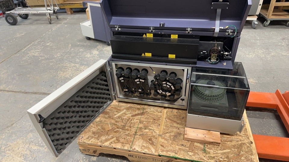 BD FACSCanto II Flow Cytometer and Fluidics with software and 8 colors ...