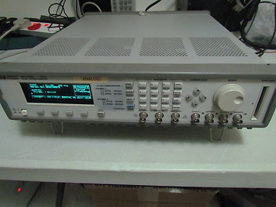 HP / AGILENT 81110A with 81111A Output Module 165 MHz Pulse Signal ...