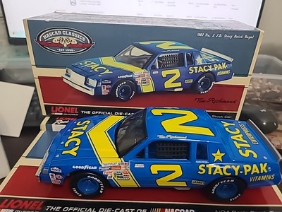 1/24 Lionel NASCAR Classics 1982 #2 Tim Richmond JD Stacy Buick Regal ...