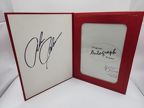 Vintage ALAN JACKSON country music autographed Photo Frame Book | eBay