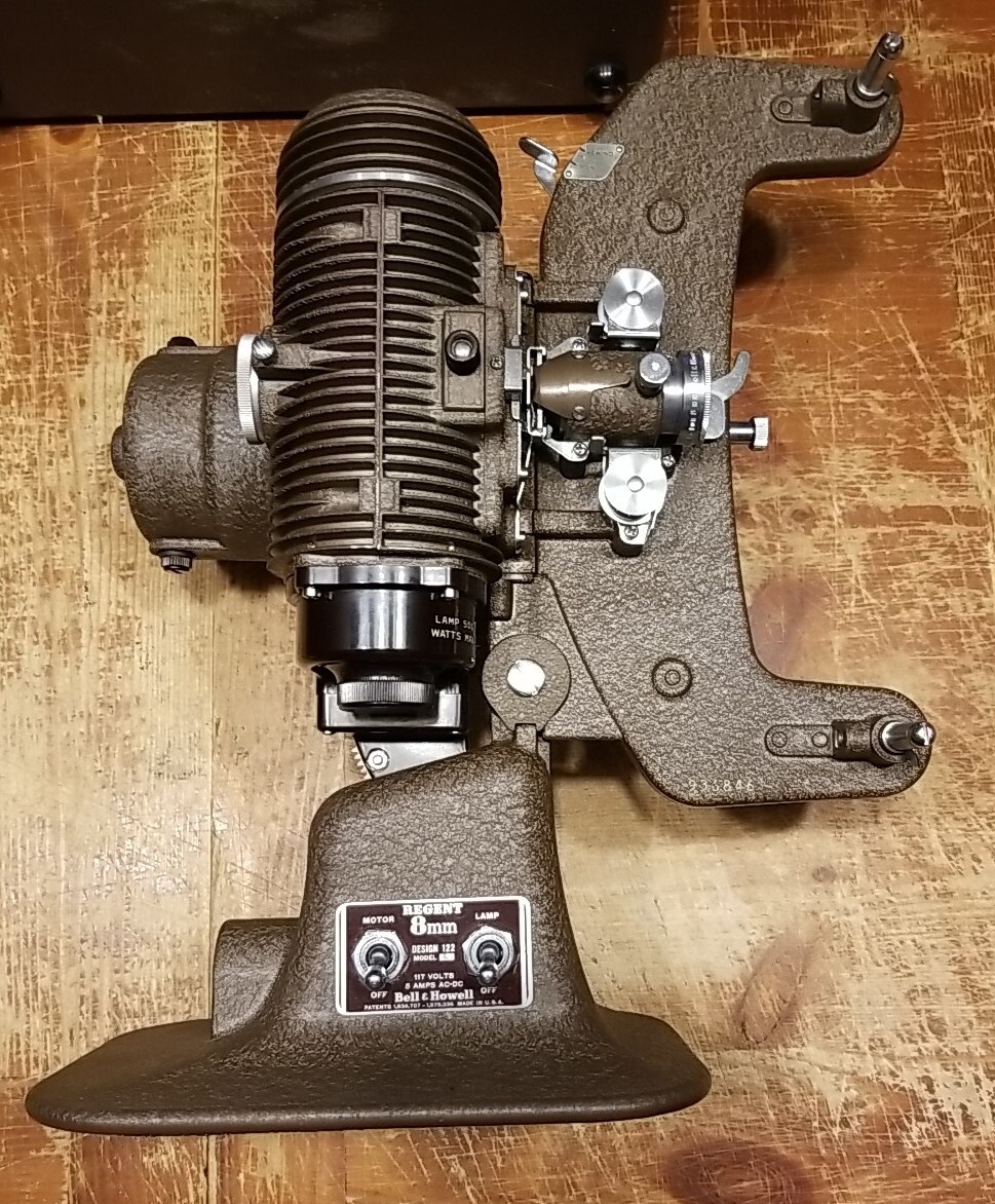 Bell & Howell Regent 8mm Projector Design 122 Model L & Case, WORKS ...