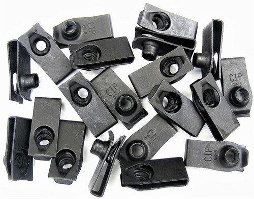 GM U-nut Clips- 1/4-20 Thread- 25/32" Center of Hole to Edge- 20 clips ...