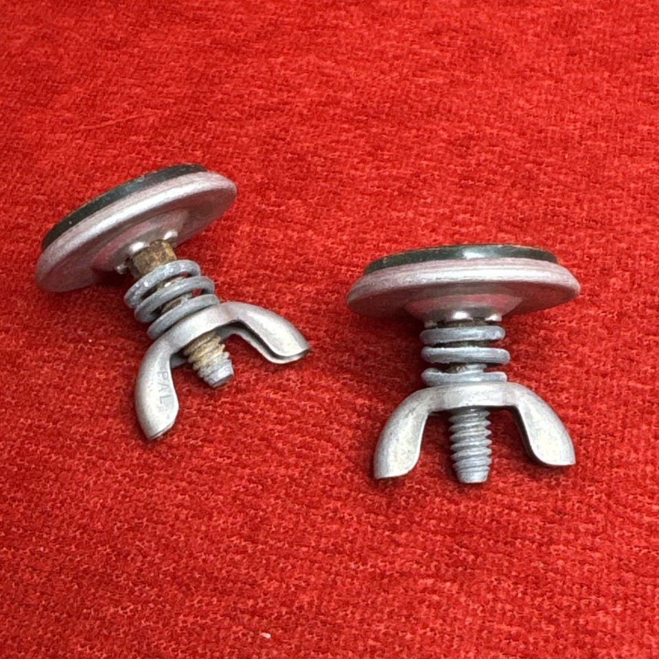 Barn Find Vtg Pair Of Green Plastic License Plate Reflectors Honey Comb ...