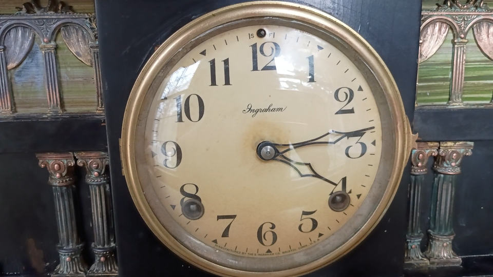 Antique Ingraham Adamantine Palace Mantle Clock, Lion Head Claw Foot ...