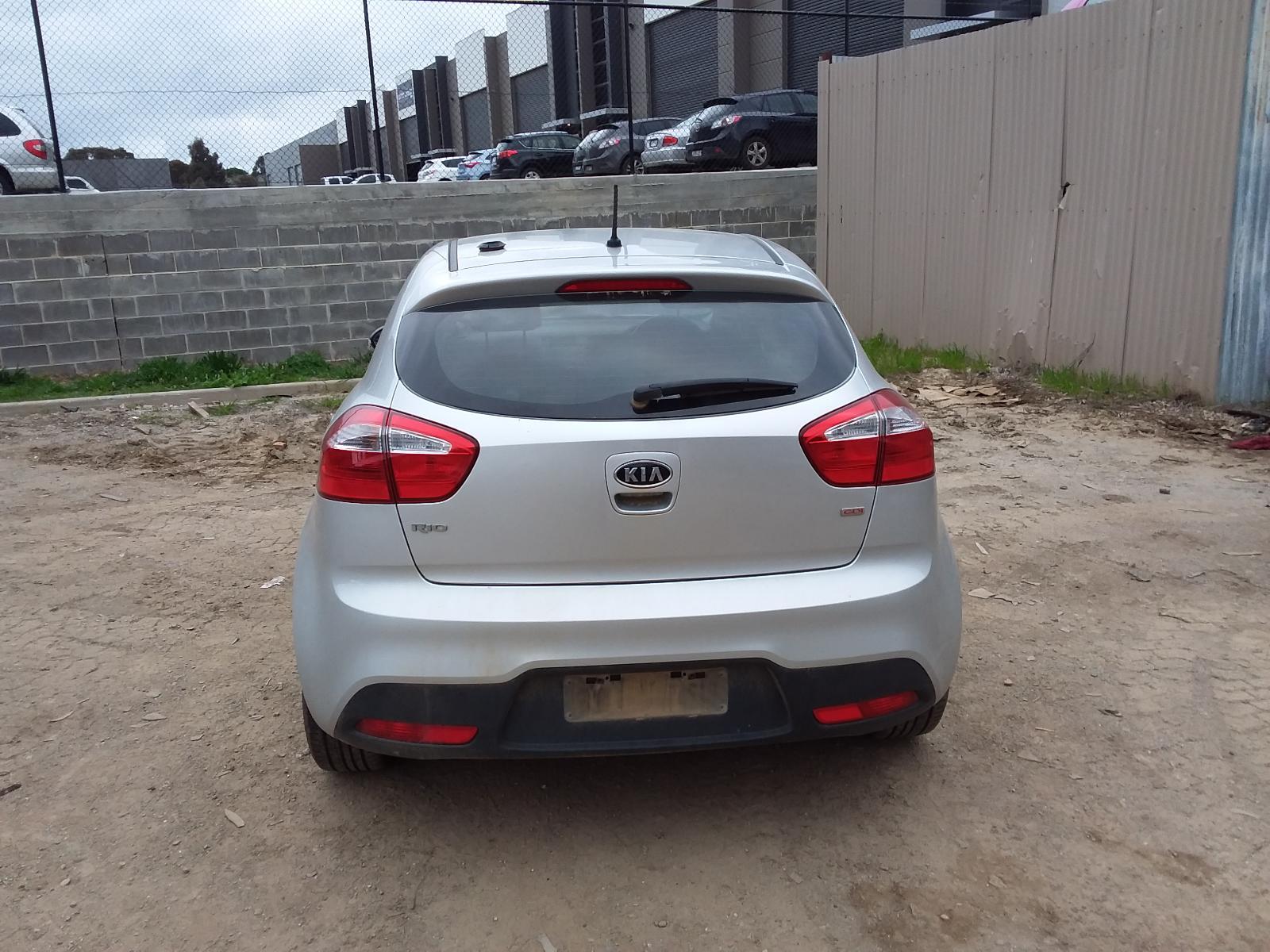 KIA RIO GEARBOX MANUAL, PETROL, 1.6, G4FD, 6 SPEED, UB, 102523 Kms | eBay