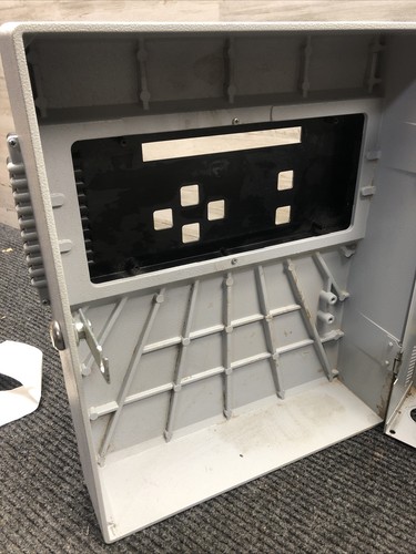 POWERS SYSTEM 600 Digital Unitary Controller 544-550 **Missing Boards ...