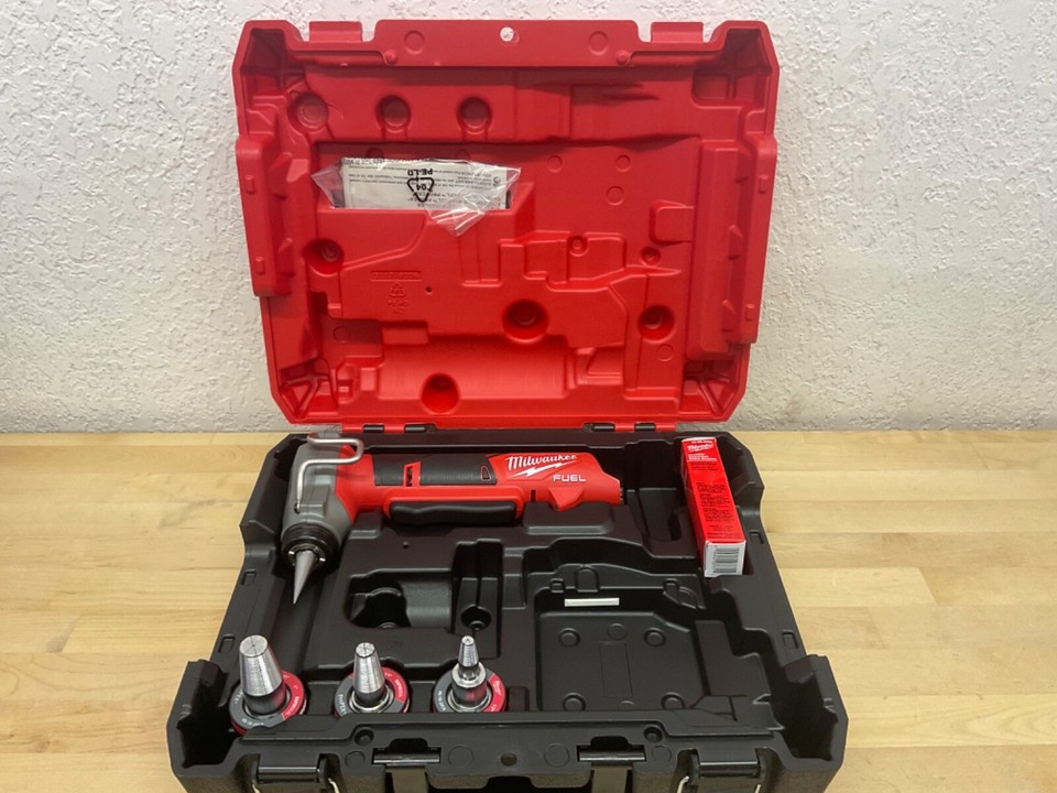 NEW Milwaukee 2532-20 M12 Fuel ProPEX Tool W/ 3 Expander heads 1/2” - 1 ...