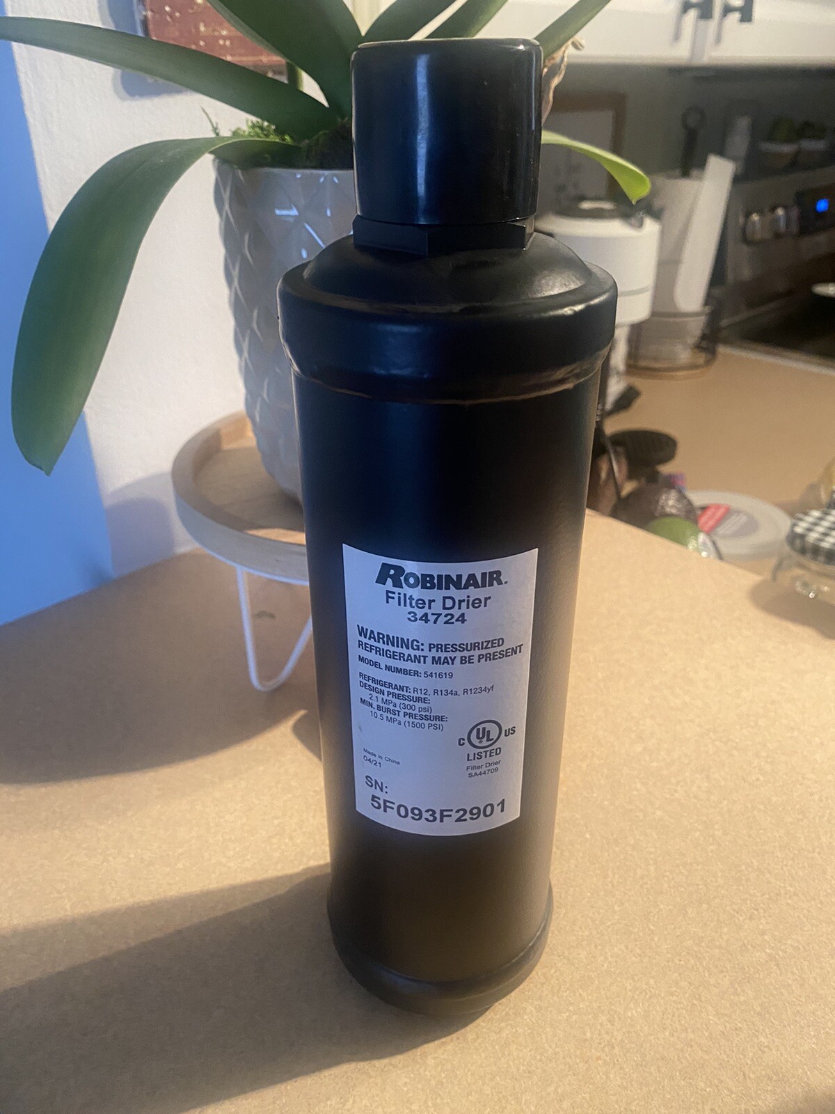 Robinair Spin-on Recycling Filter Dryer 34724 RB 541619 R134a for sale ...