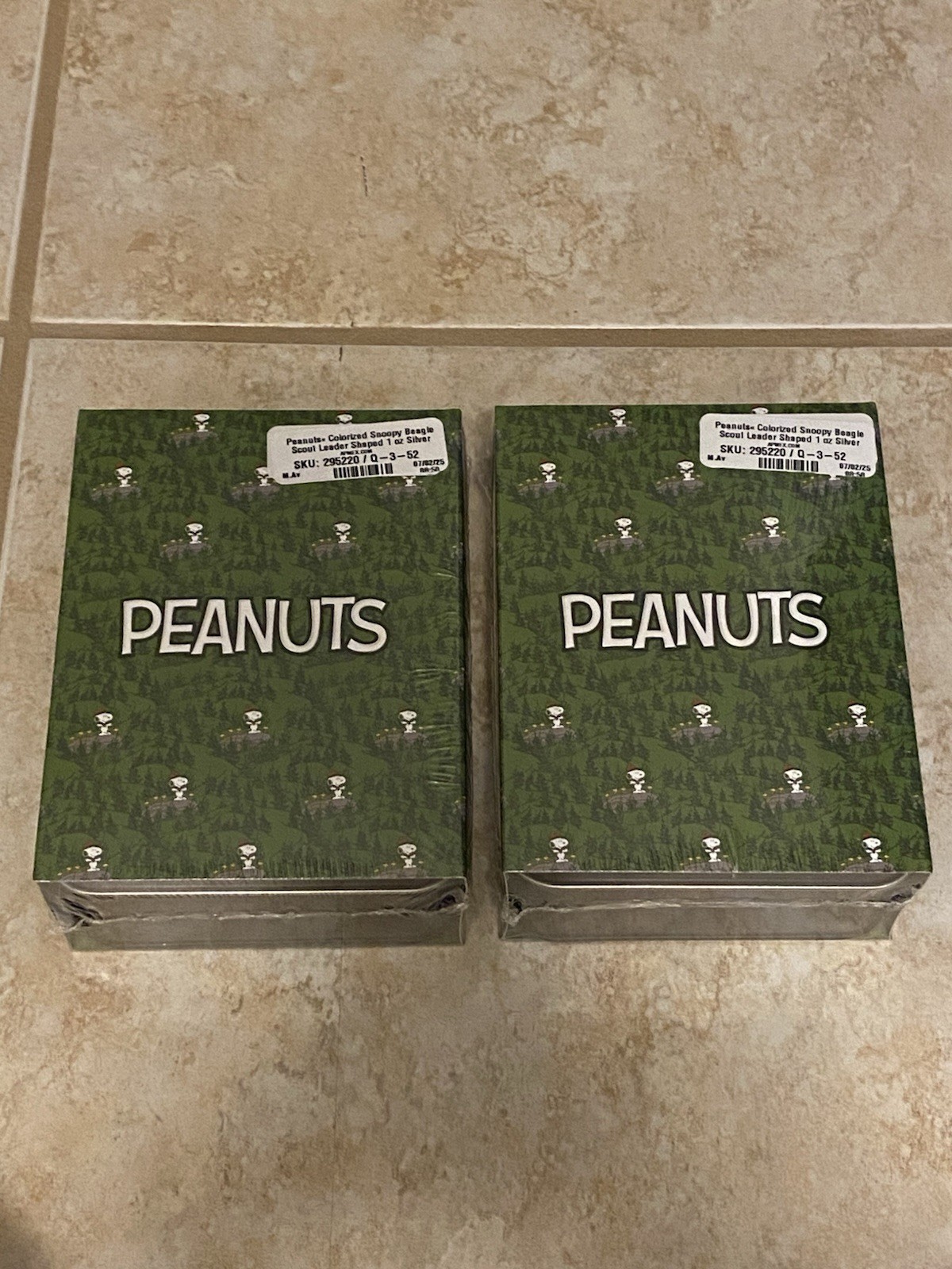 Lot Of 2 - 1 Ounce Silver Peanuts Beagle Scout Snoopy Shaped Color ...