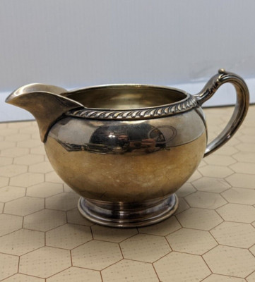 Oneida Fiesta Silver Plated 3" Tall Coffee Or Tea Creamer Pitcher with ...