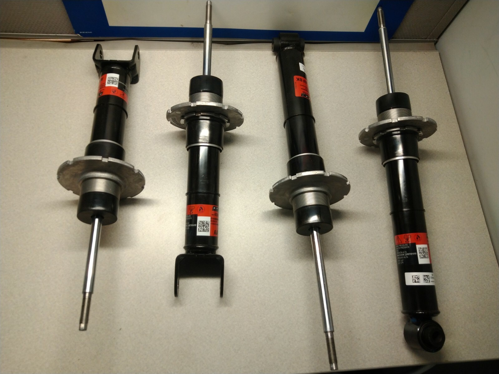 2020 C8 Corvette Complete Z51 Adjustable Shock Set New GM | eBay