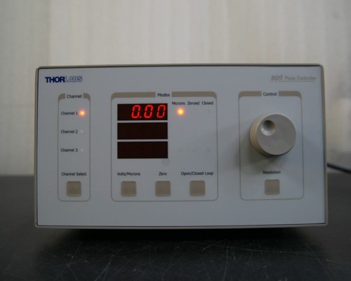 THORLABS Benchtop Piezo Contorller BPC303 | eBay