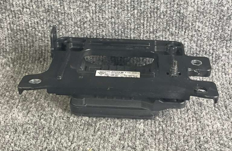 Kia Telluride 2024 Front Cruise Control Radar Unit W/ Bracket OEM 99110 ...