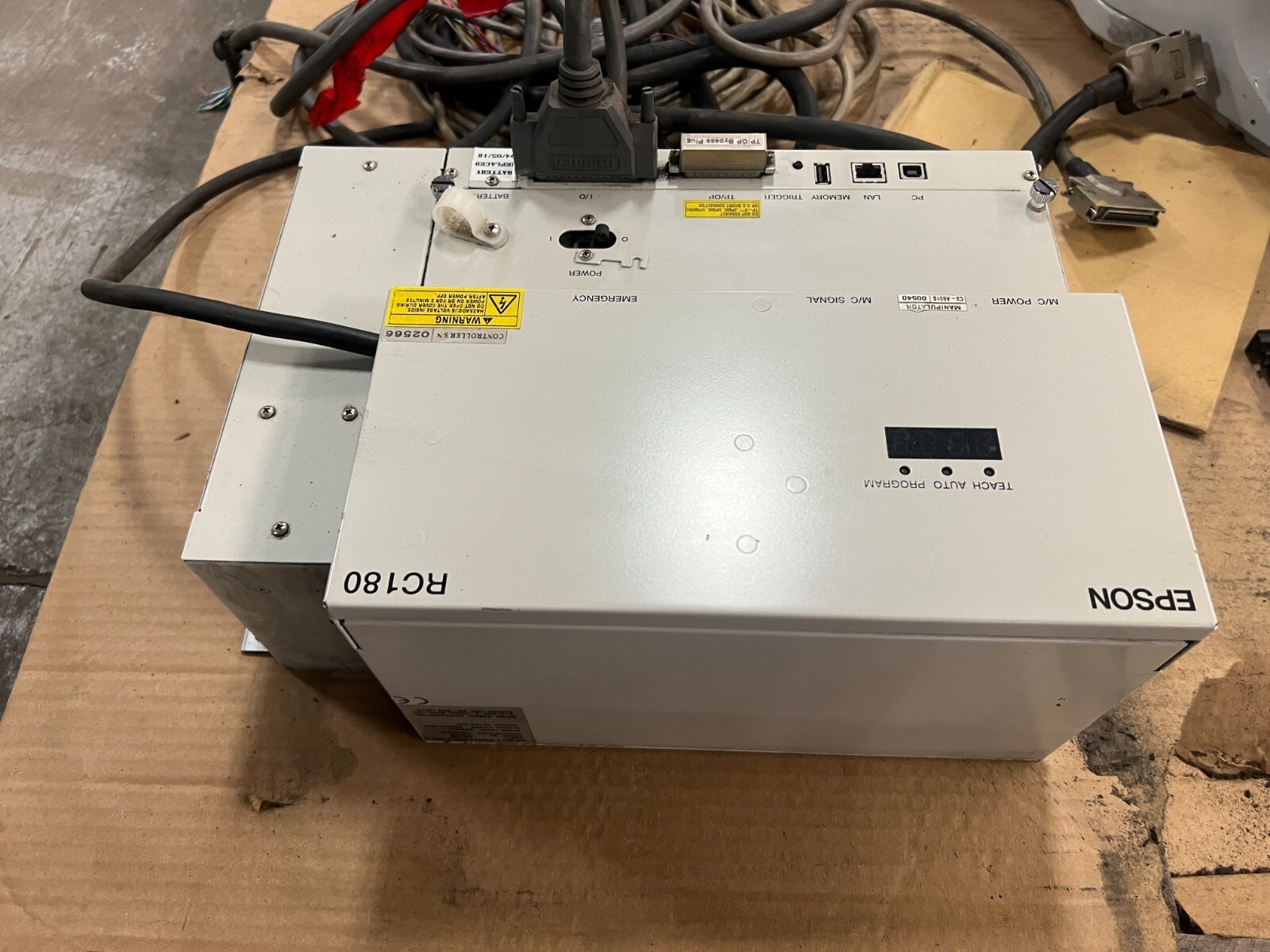 Seiko Epson #RC180 Robot Controller w/Robot #C3-A601S | eBay