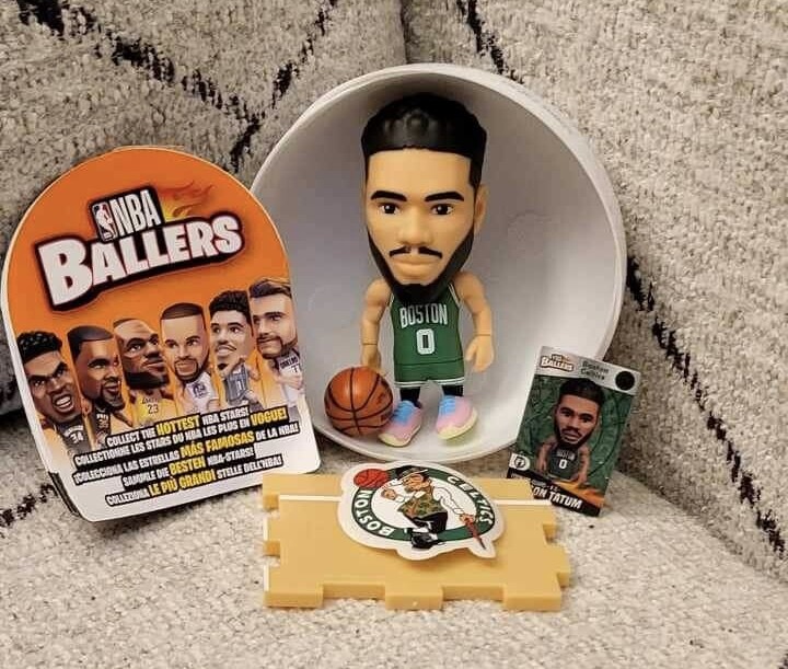 Zuru 5 Surprise Mini Brands NBA Mystery Capsule mini figures NBA ...