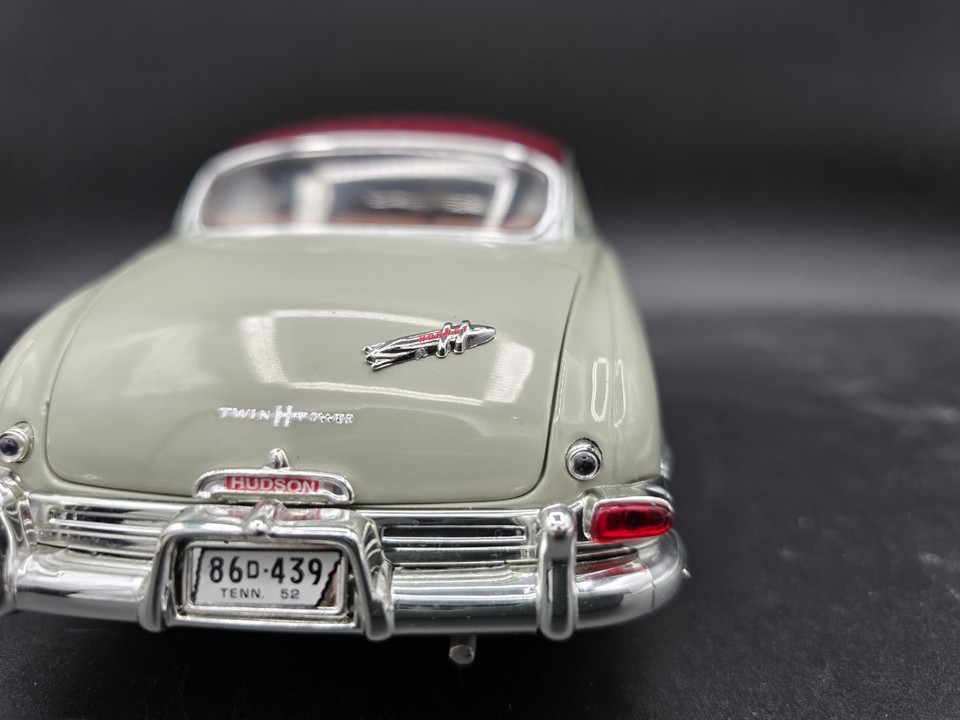 Highway 61 DCP 1952 Hudson Hornet Club Coupe 1:18 Scale Diecast Car ...