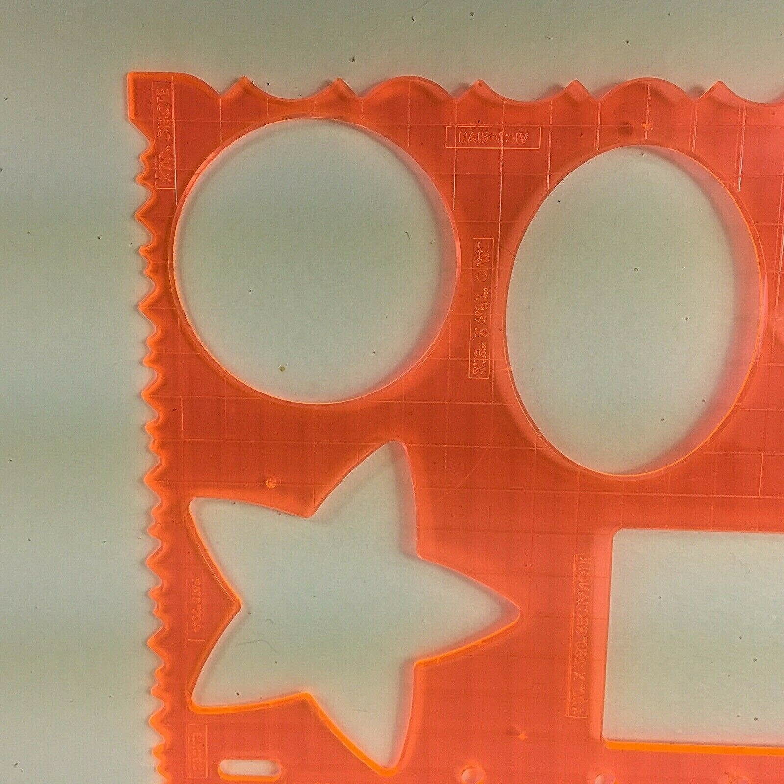 FISKARS Ultra Shape Templates 1 shapes 1 Frames Cut Shapes & Borders | eBay