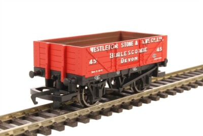 Hornby R6743 4 Plank Wagons 'Westleigh Stone & Lime Co Ltd' (Set of 3 ...