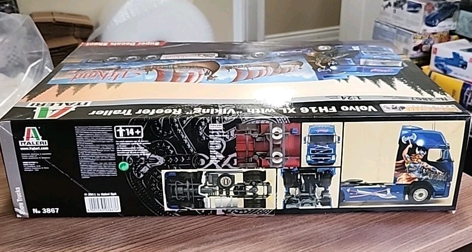 ITALERI Volvo FH16 with "Viking" Reefer Trailer No. 3867 Scale 1:24 NIB ...