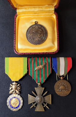 WW1 Original set French Military Medals War Cross 1914-1918 Saint ...